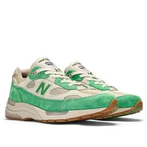 NEW BALANCE 992 Made In Usa Sneakers - Mint/gum