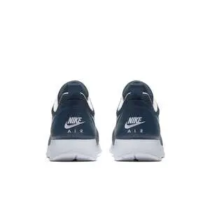 Nike Max Tavas Sneakers