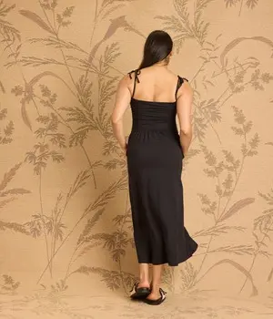 KNOWN SUPPLY Scarlett Dress - Black
