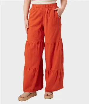 KNOWN SUPPLY Malibu Tiered Wide-leg Pants - Chili