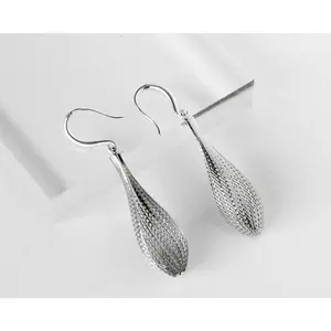 LAMINAR JEWELRY Flow Small Drop Earrings - Silver
