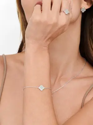 DEVATA Clover Chain Bracelet