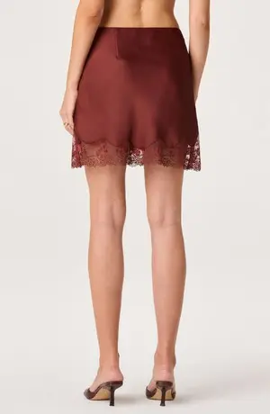 Astr The Label Yulissa Lace Hem Miniskirt - Rust