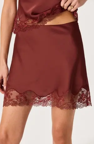 Astr The Label Yulissa Lace Hem Miniskirt - Rust