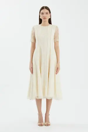 GIZIA Embroidered Lace Detailed Midi Dress - Beige