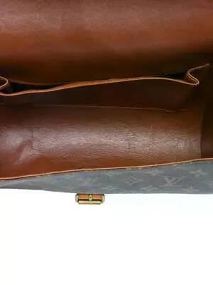 LOUIS VUITTON 1987 Monogram Marne Crossbody Bag