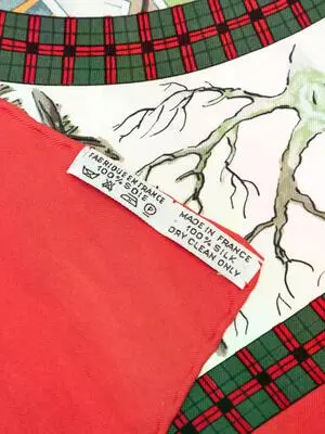 Hermès 20th Century L Hiver En Poste Silk Scarf 90 Scarves - Red