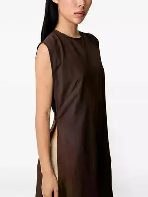 VICOLO Sleeveless Side-slit Blouse