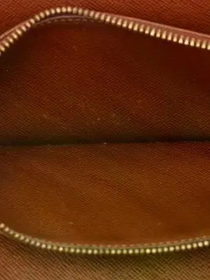 LOUIS VUITTON 2002 Monogram Sarah Wallet Long Wallets