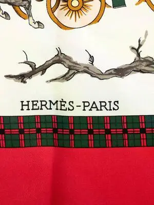 Hermès 1975 L Hiver En Poste Silk Scarf 90 Scarves - White