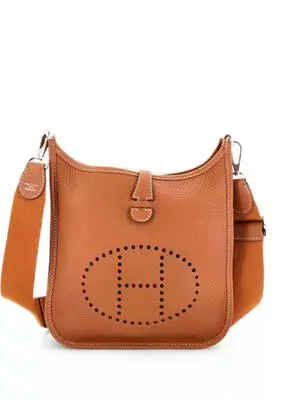 Hermès Evelyne Bag Gen Iii Clemence 23 Crossbody Bag - Brown