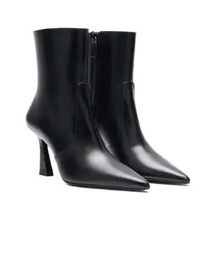 STUART WEITZMAN Pointed-toe Leather Boots