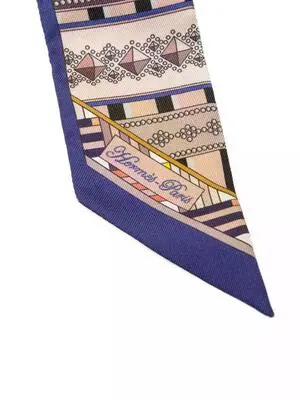 Hermès 2000-2026 Colliers De Chiens Silk Twilly Scarf Scarves