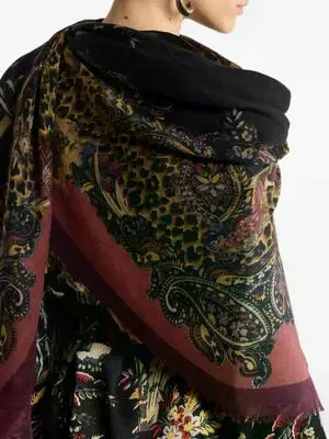 Etro Wool, Cashmere And Silk Shawl With Animal And Paisley Motif - Black