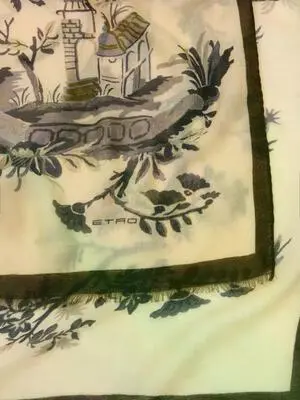 Etro Wool And Cashmere Scarf With Floral Motif - Neutrals