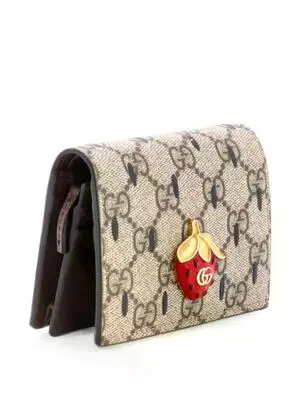 Gucci Strawberry Flap Case Printed Gg Coated Canvas Card Holder