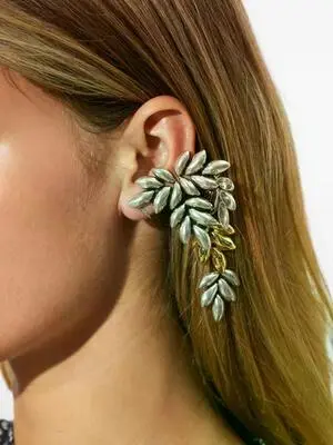 Isabel Marant Étoile Asymmetric Drop Earrings With Leaf Motif - Silver