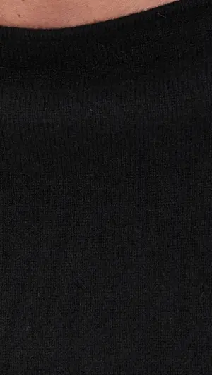 ST. AGNI Cashmere Asymmetrical Top