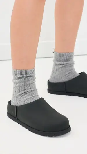 UGG Otzo Clogs - Black