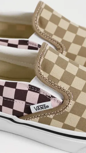 VANS Classic Slip On Sneakers M 8/ W