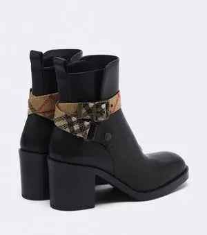 Burberry Huntley Leather Ankle Boots