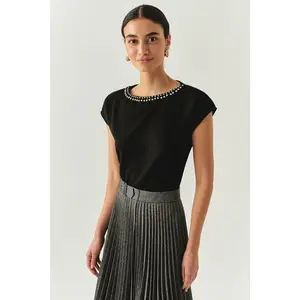 EXQUISE Scout Dropped Shoulder Knit Blouse - Black