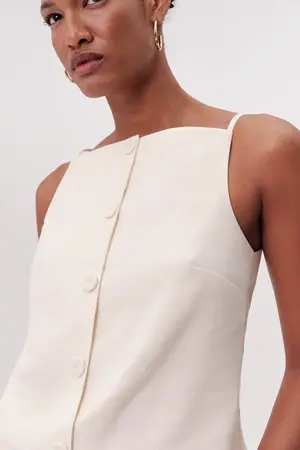 EXQUISE Rebeca Square Neck Button Front Sleeveless Blouse