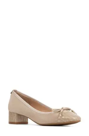 DONALD PLINER Josefina Cap Toe Pump - Praline