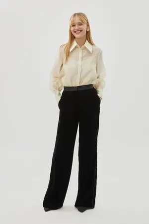 EXQUISE Madelyn Balloon Sleeve Shirt - Ecru