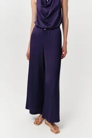 EXQUISE Queen Drawstring Waist Wide Leg Satin Pants