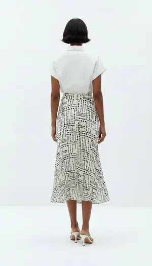 EXQUISE Ezra A Line Patterned Midi Skirt