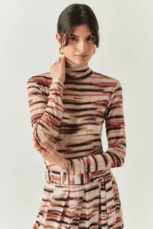 EXQUISE Cheyenne Turtleneck Mesh Blouse - Multi Color