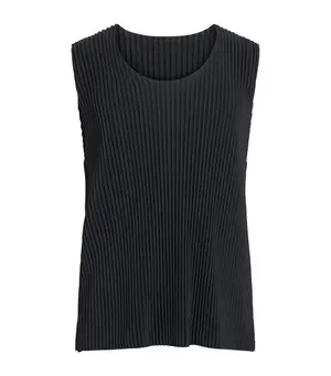 Issey Miyake Pleated Vest - Black