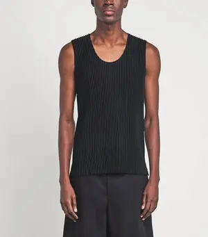 Issey Miyake Pleated Vest - Black