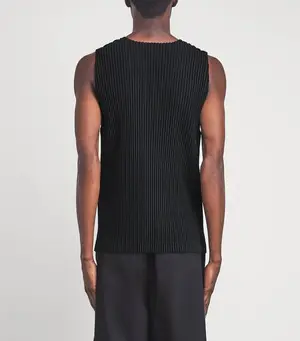 Issey Miyake Pleated Vest - Black