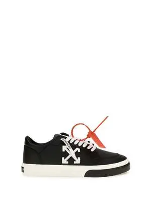 Off-White Vulcanized Low Sneakers - Black