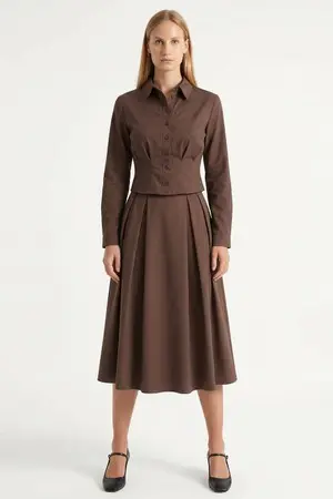 EXQUISE Felicia Long Sleeve Crop Shirt - Brown
