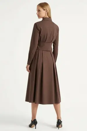 EXQUISE Felicia Long Sleeve Crop Shirt - Brown