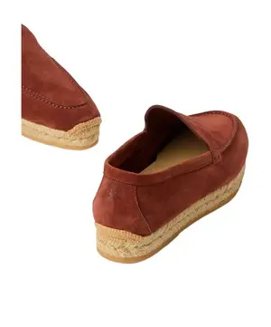 Loro Piana Seaside Walk
