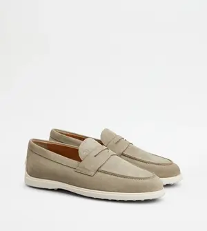 TOD'S Round-toe Loafers