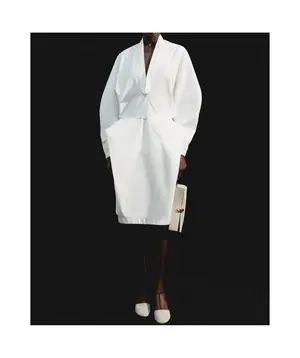 Jacquemus V-neck Fitted Dress With Long Sleeves And Ruffled Back - White