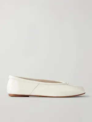 MAISON MARGIELA MAISON MARGIELA Tabi New Ballerina Split-Toe Patent-Leather Ballet Flats White