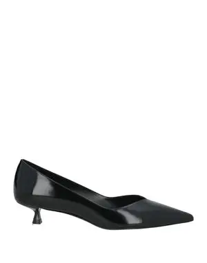 STUART WEITZMAN Glossed Leather Pointed Toe Pumps