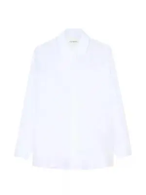 Closed Pointed-collar Shirt