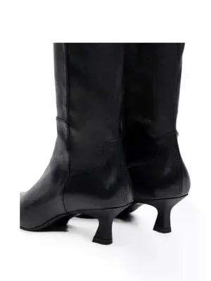 STUART WEITZMAN 5050 Vinnie Boot 50 Pointed-toe Boots