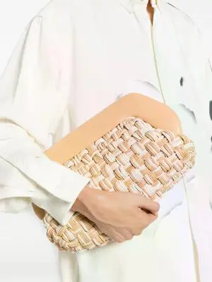 THEMOIRE Bios Woven Clutch Bag