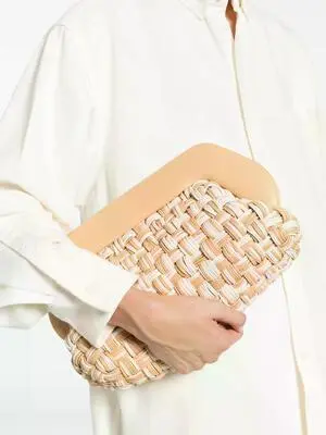 THEMOIRE Bios Woven Clutch Bag
