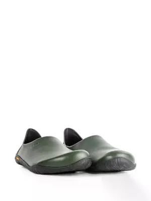 DEMON Dalmara Slip-on Sneakers