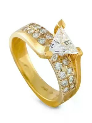 LB EXCLUSIVE 18k Yellow Trillion-cut Diamond Ring With Pave Accents