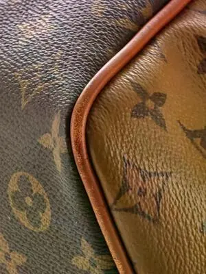 LOUIS VUITTON Dauphine Reverse Monogram Canvas Mm Hobo Bag